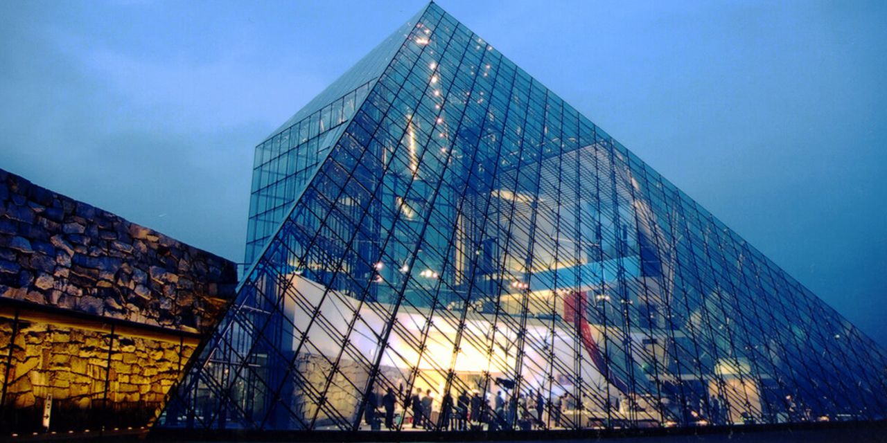 Japanese Pyramid City Skyscraper Video #11: Shimizu TRY 2004 Mega City