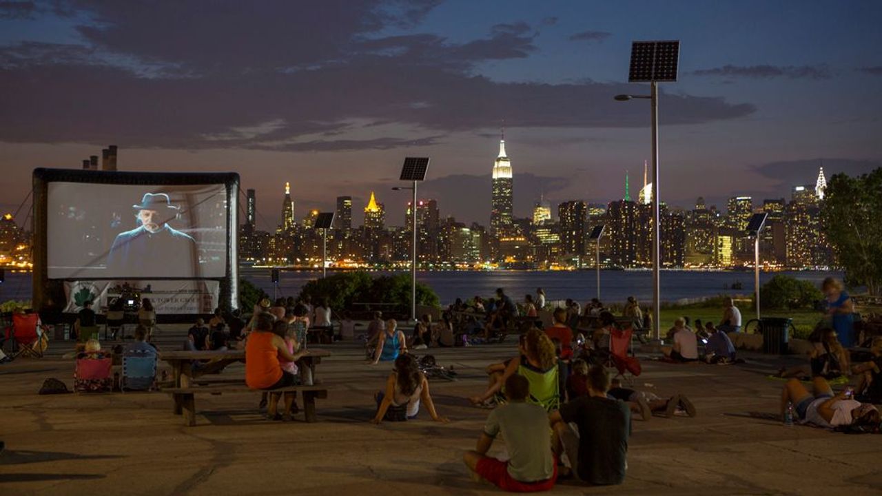 What Are The Key Differences Between Watching Movies On The Big Screen