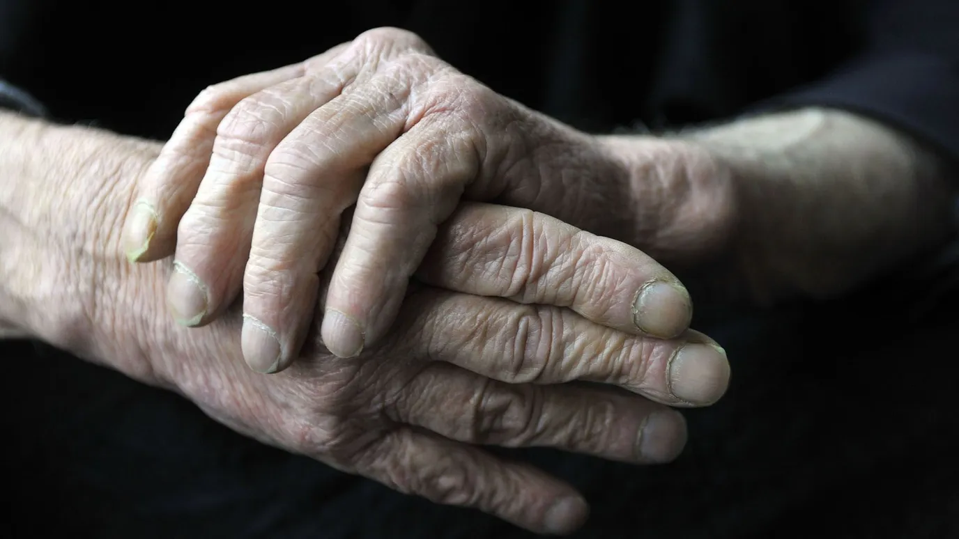 Why do our bodies age? - BBC Reel