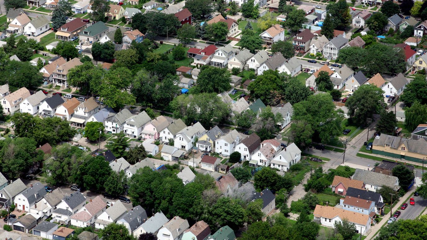 The truth behind segregated US neighbourhoods - BBC Reel