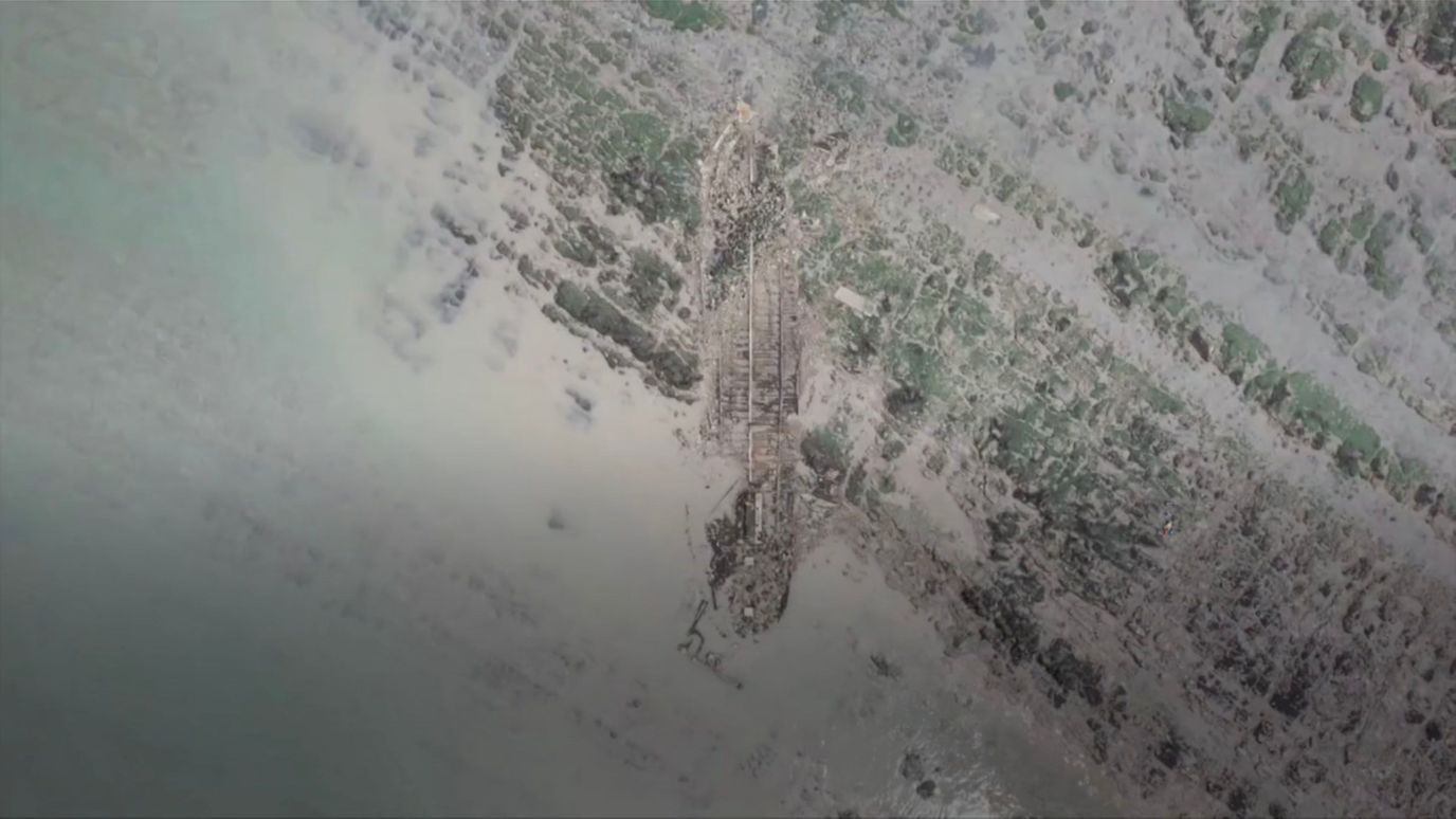 The stunning photos of an island's shipwreck graveyard - BBC Reel