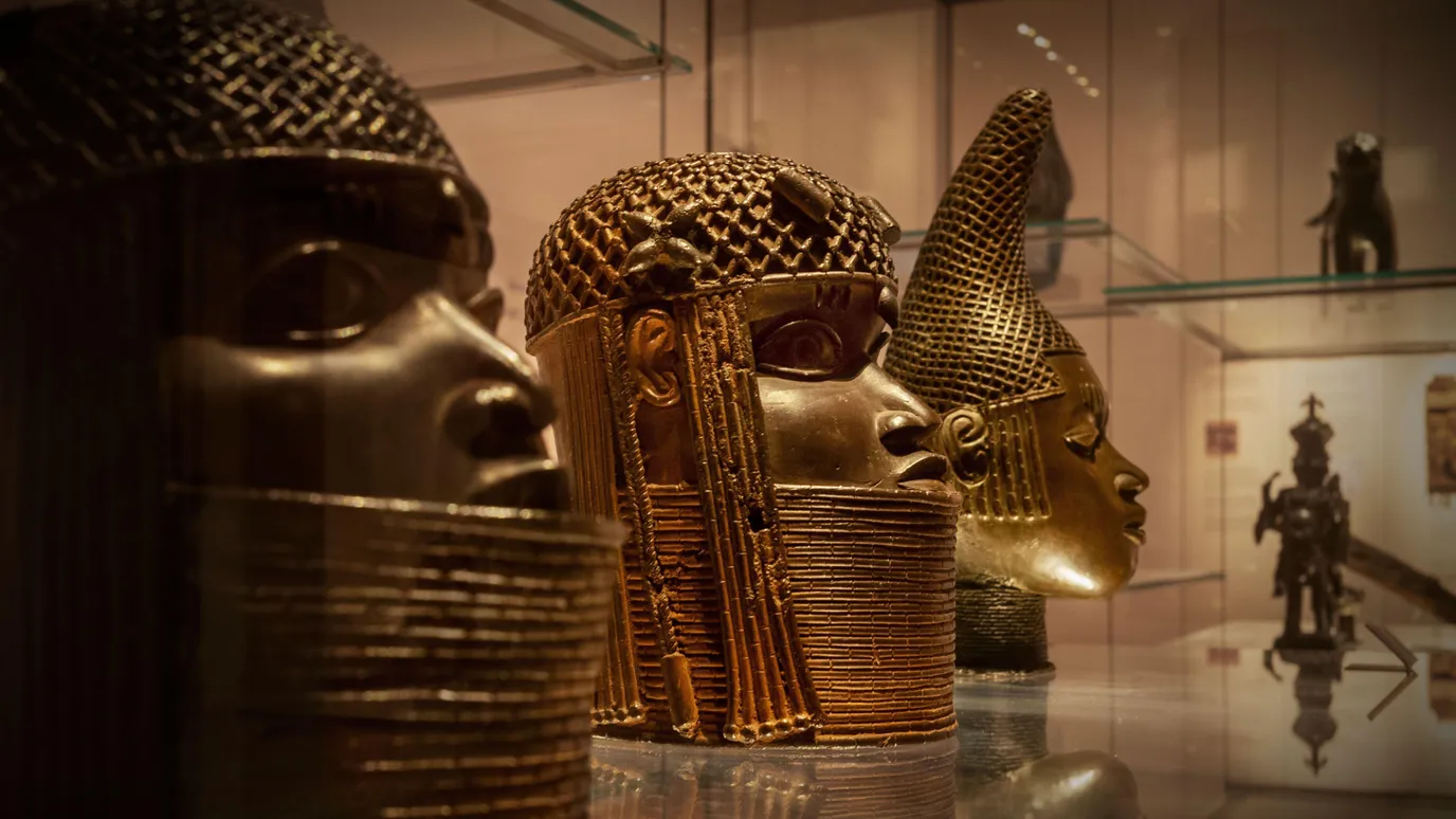 Benin Bronzes: New calls for the return of stolen treasures - BBC Reel