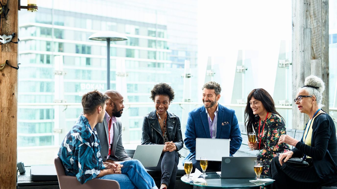 A desk full of descriptions for your work colleagues - BBC Reel