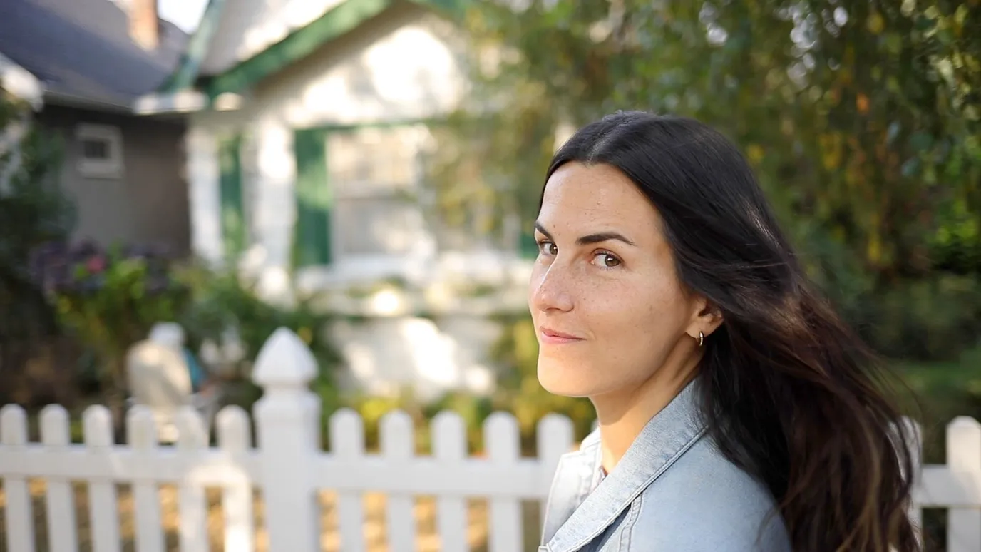 Mirror-touch synaesthesia: Feeling other people's pain - BBC Reel