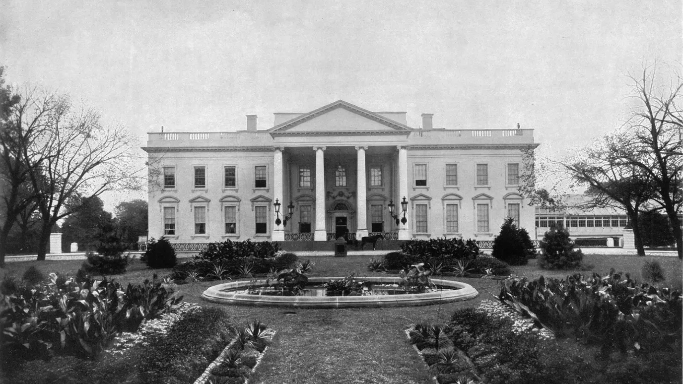 The Victorian-era anti-obscenity law used to ban abortion - BBC Reel