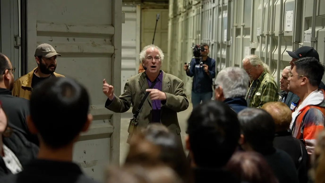 An inside look at how the Internet Archive saves the web - BBC Reel