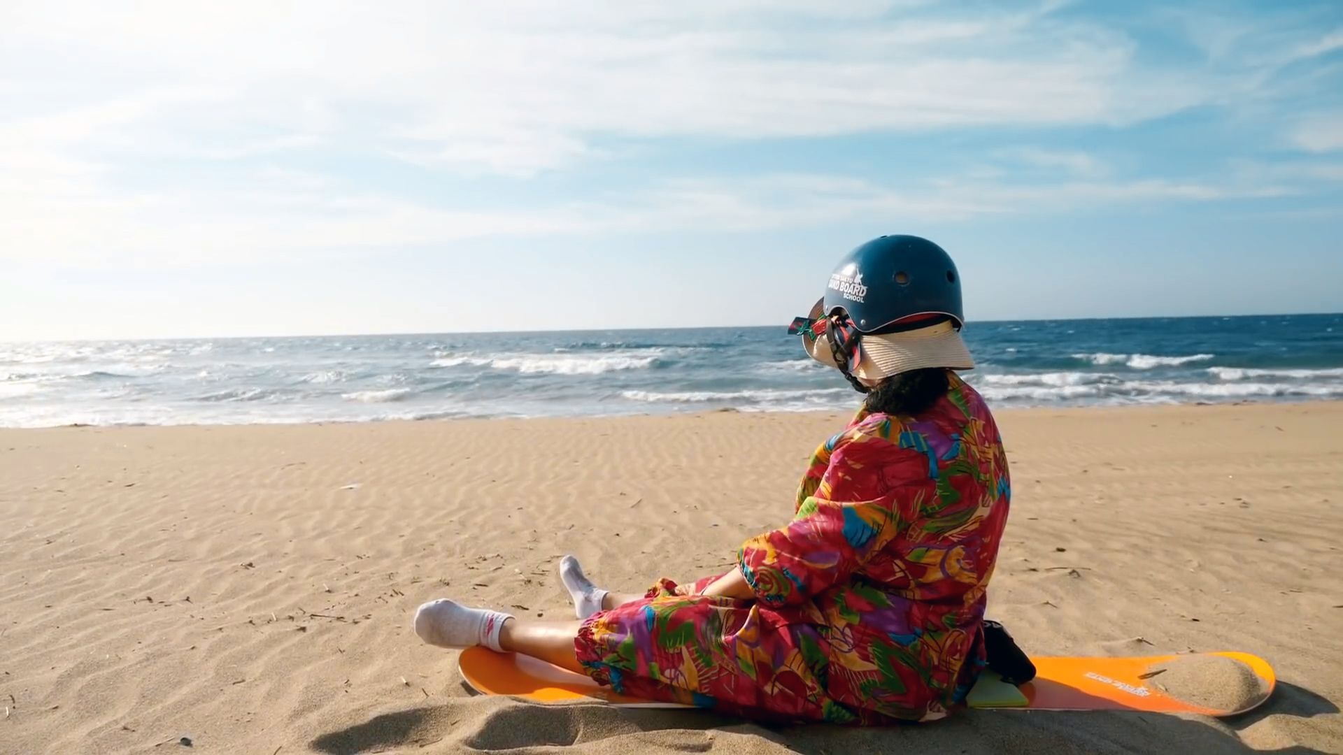 The website helping ex-Muslims flee the Gulf - BBC Reel