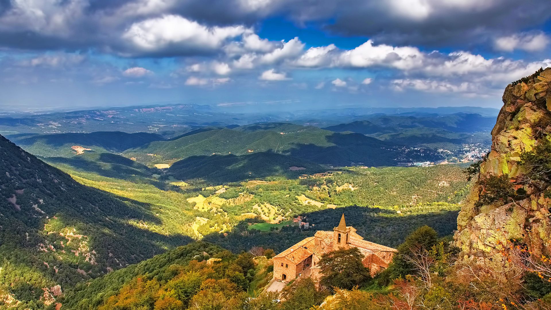 The complicated legacy of Spain's super-rich 'indianos' - BBC Reel