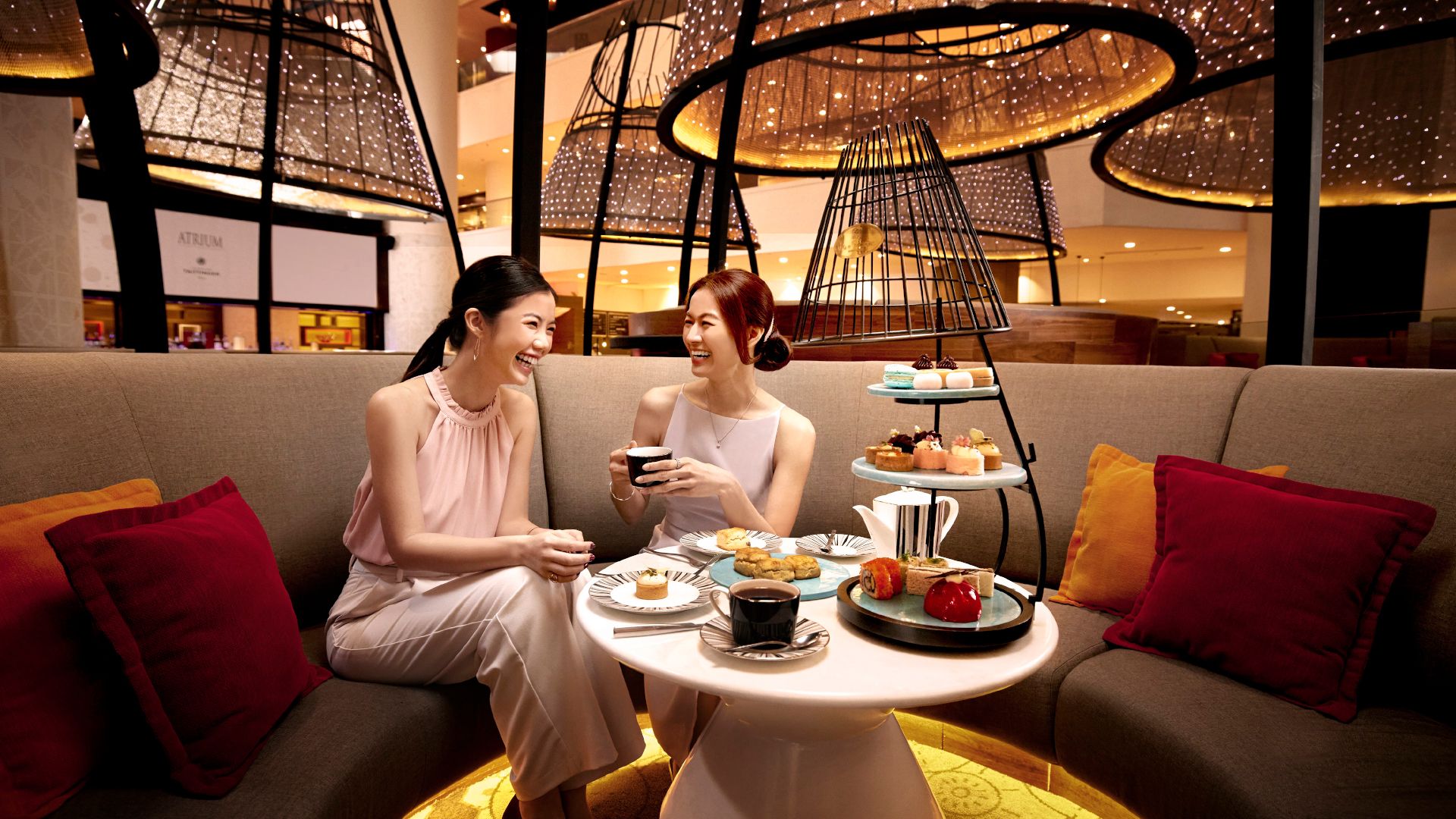 Graceful luxury in every detail - Article