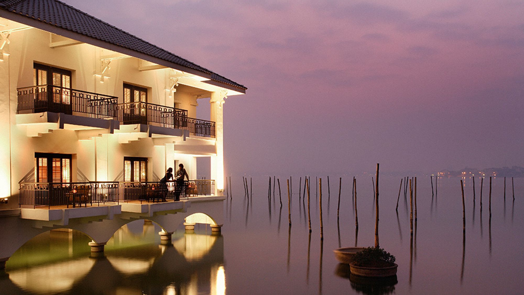 InterContinental Hotels & Resorts - The new definition of luxury