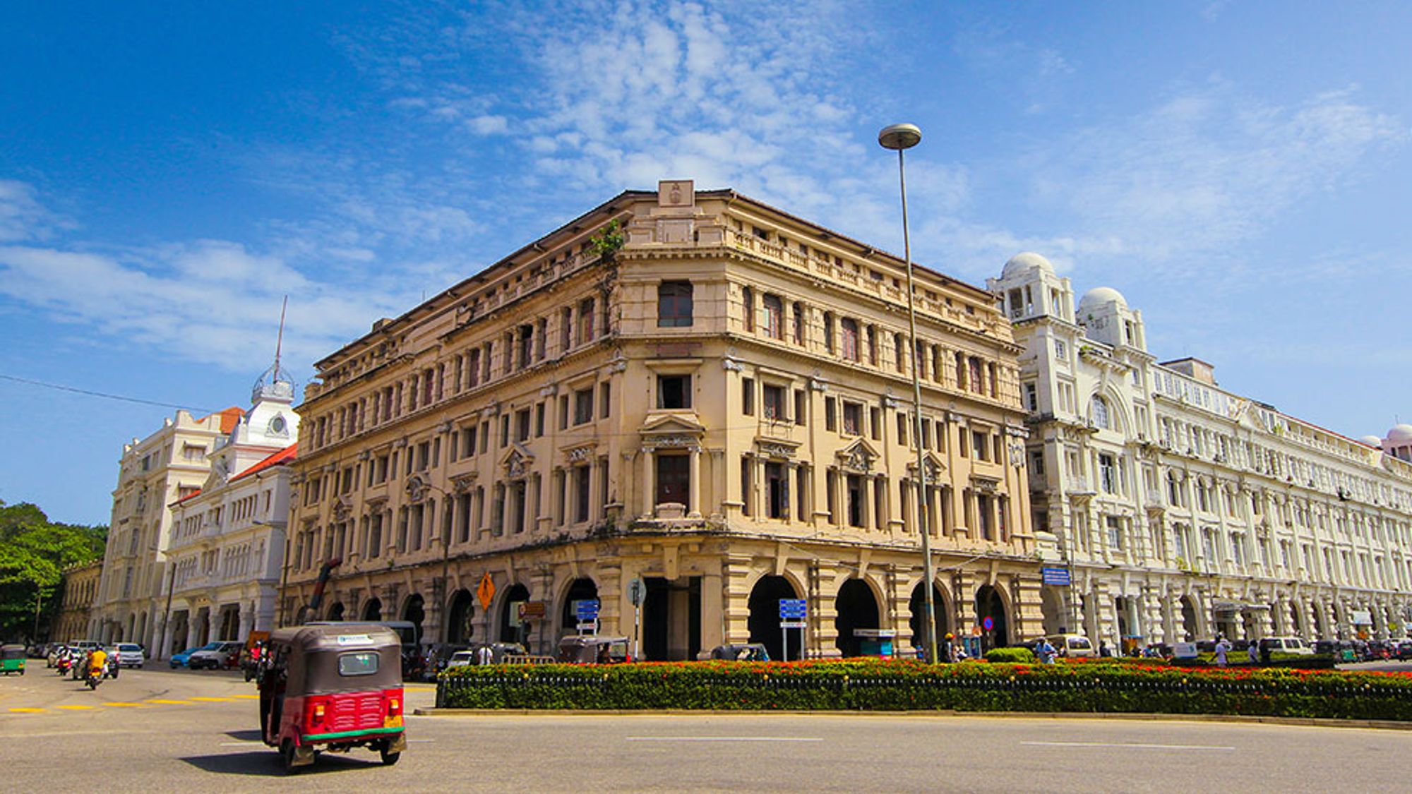 Singapore Airlines-The many colours of Colombo