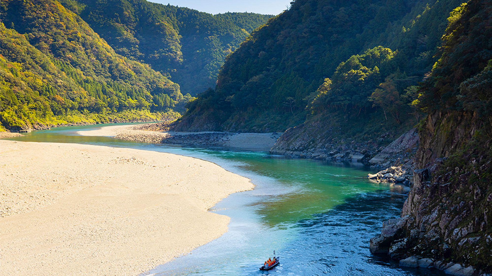 A slow and immersive journey into Tokyo and Wakayama's traditions - Article
