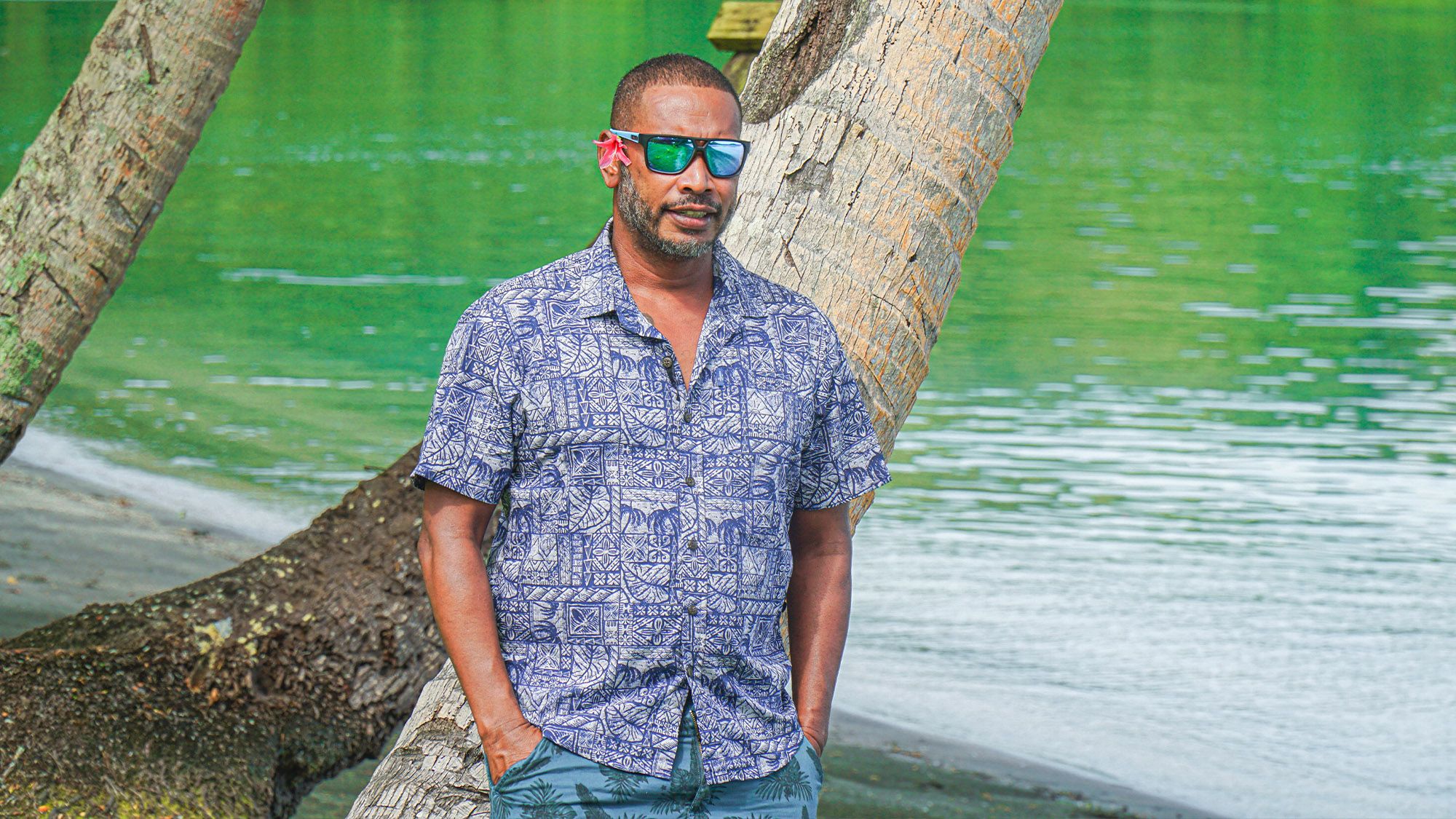 The big blue: Finding happiness deep in the Pacific | Article