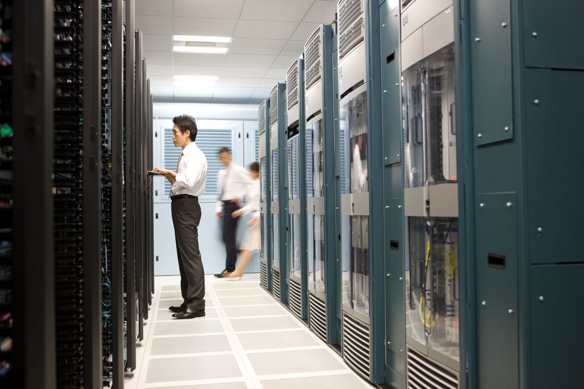 Mapping the global data centre