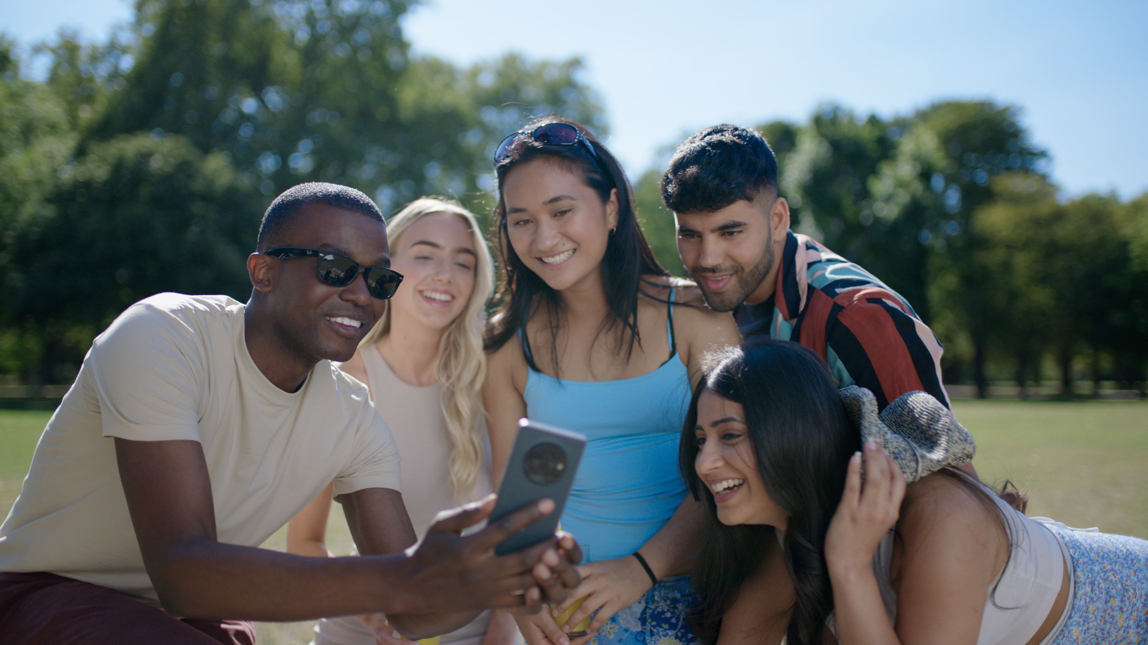 Portrait for everyone with TECNO - video