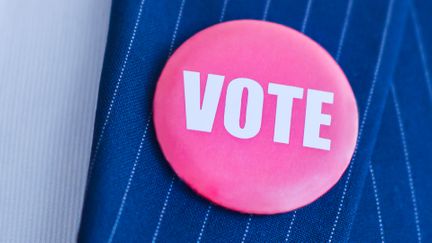 How did coronavirus start and spread? - BBC Reel