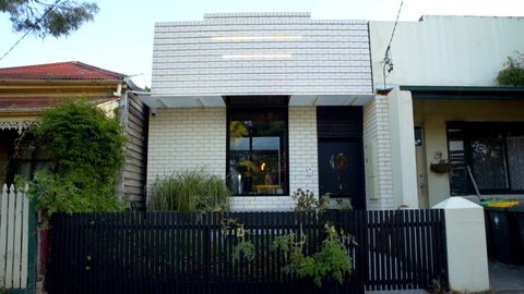 How coders are creating the homes of the future - BBC Reel