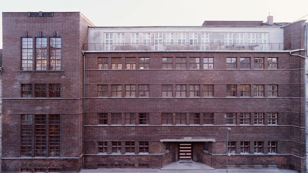 Art in Berlin goes back to school