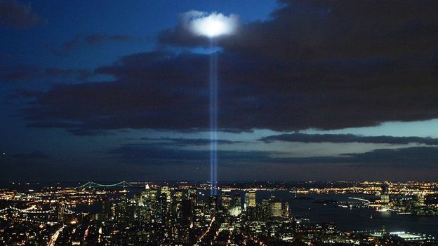 BBC - Travel - Building the Twin Towers: A tribute