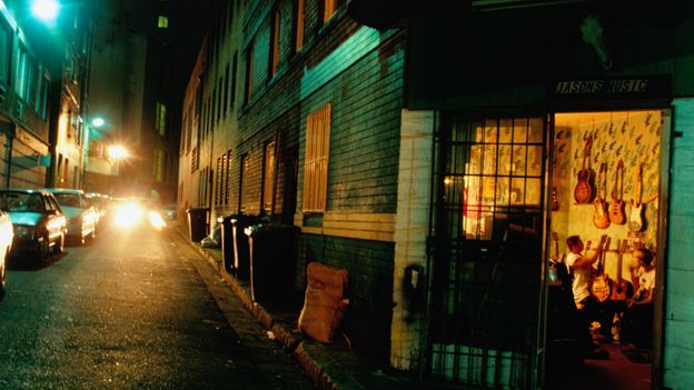 A walk through Sydney’s criminal shadows