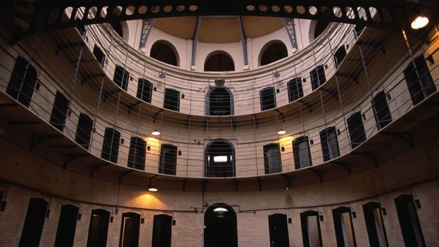 Prison tours: A taste of life behind bars