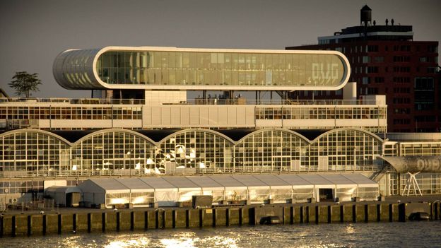 Rotterdam, angle by angle