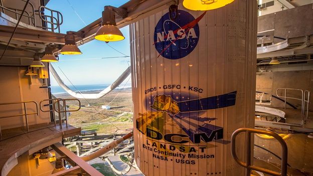 How to fix a rocket moments before it’s due to launch