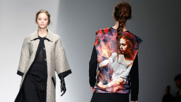 London Fashion Week kicks off with bold looks