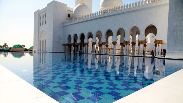 The United Nations of mosques