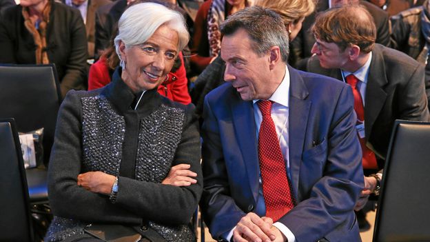 Schmoozing like a winner: A guide to networking Davos-style