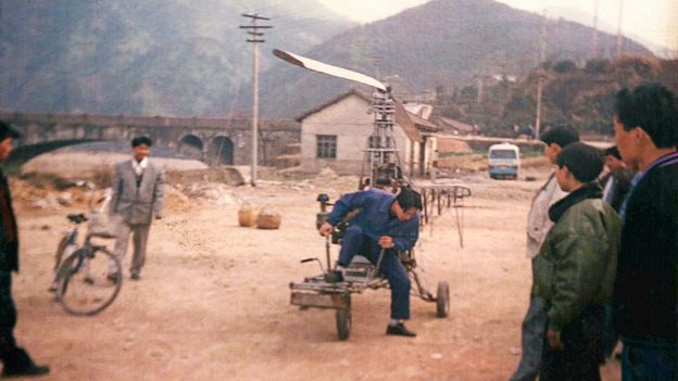 The amazing flying machines of Chinese farmers