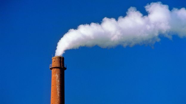 The detectives hunting ozone-killing chemicals