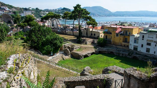 BBC - Travel - Baiae: A Roman settlement at the bottom of the sea