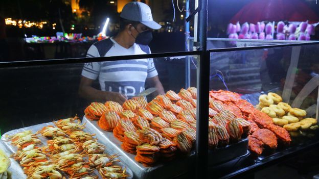 Isso vade: The spicy snack that unites Sri Lanka