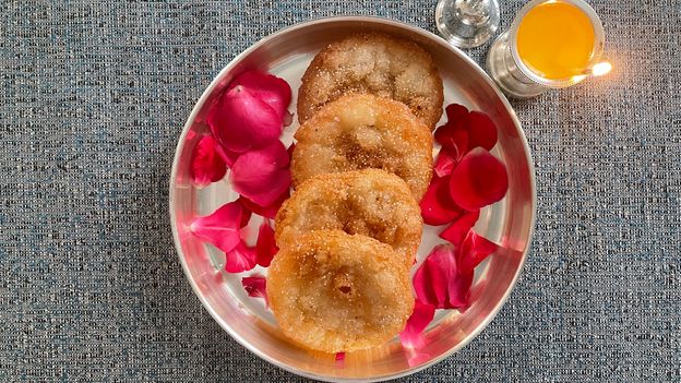 Anarsa: India's deep-fried taste of Diwali