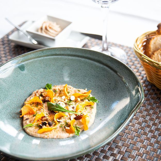 How the Islands of Tahiti are reclaiming their cuisine - BBC Travel