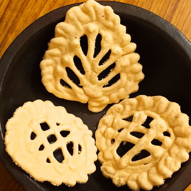 Gohona bori: India's heritage edible ornament - BBC Travel