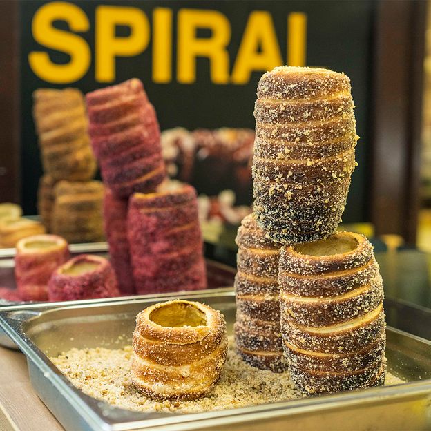 Trdelník: The Czech food that's not Czech - BBC Travel