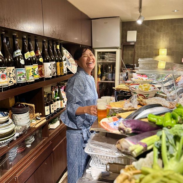 Inside the secret world of Japanese snack bars - BBC Travel