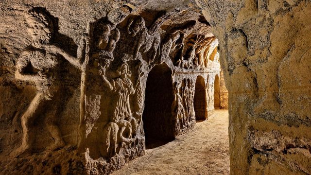 The mysterious 'inverted tower' steeped in Templar myth - BBC Reel