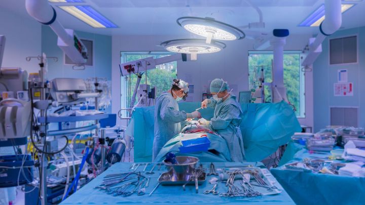 The technology turning surgery virtual - BBC Reel