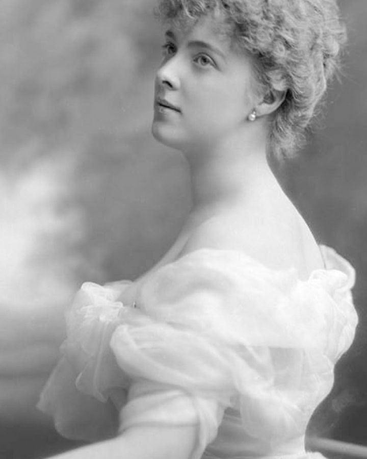 Daisy von Pless: The English princess you've never heard of - BBC Travel