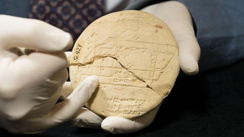 The ancient tablets revealing the mysteries of Babylonia - BBC Reel