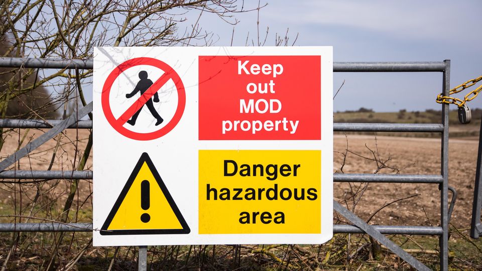 How does 'herd immunity' work? - BBC Reel