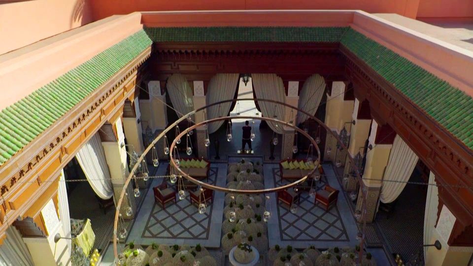 The unfolding of a horrifying Aztec prophecy - BBC Reel