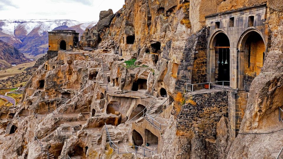 Oneida: The 'free-love utopia' that chased immortality - BBC Reel