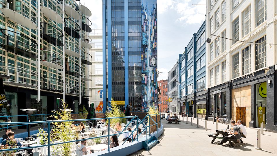 Birmingham's famous forward steps - Article