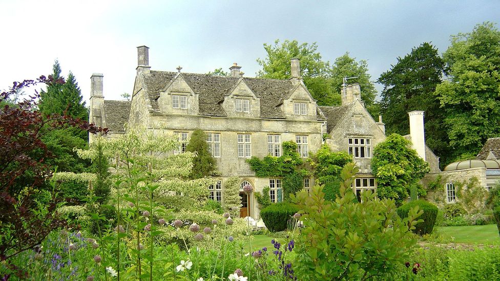 Picturesque English country inns - BBC Travel