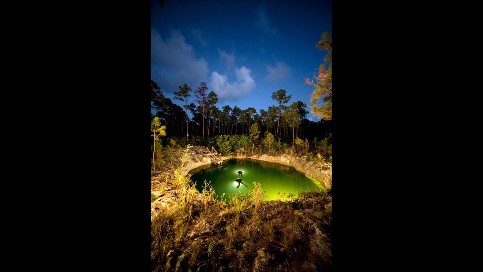 Blue holes of the Bahamas - BBC Travel