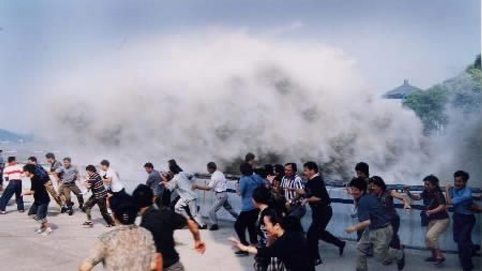 Hurricane Sandy: Five ways to spot a fake photograph - BBC Future